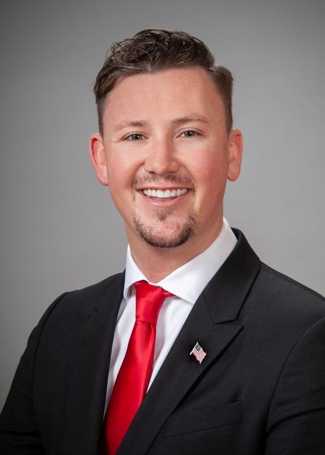 contact Representative Thomas Hall | contactgovernors.com